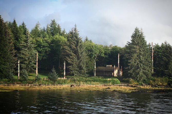 Lighthouse, Totems & Eagles Excursion - An Honest Look at the Excursion