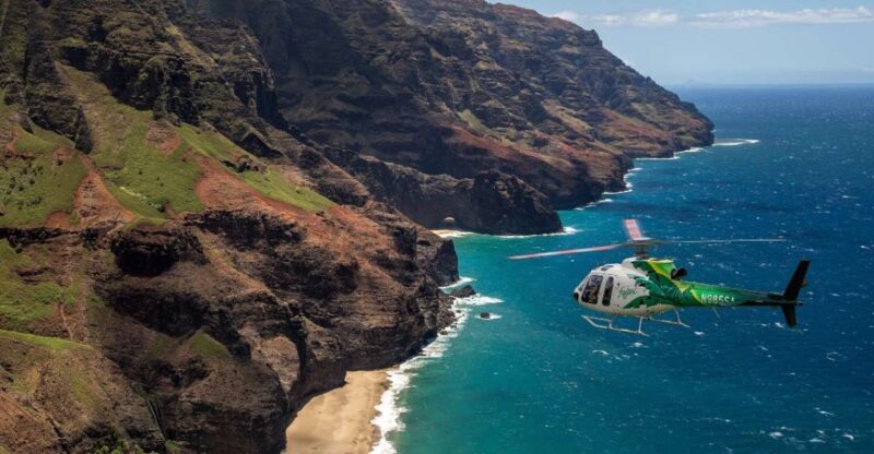 Lihue: Deluxe Waterfall Safari Helicopter Tour - Key Points