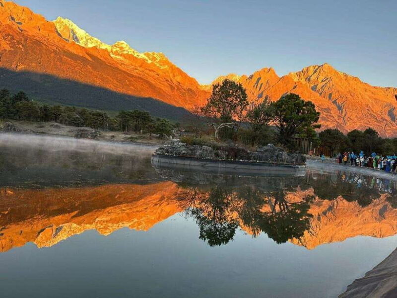 Lijiang: Jade Dragon Snow Mountain and Blue Moon Valley Tour - Key Points