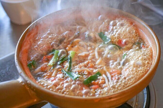 Lijiang Naxi Cuisine Cooking Class & Market Visit - Meeting Points and Timing