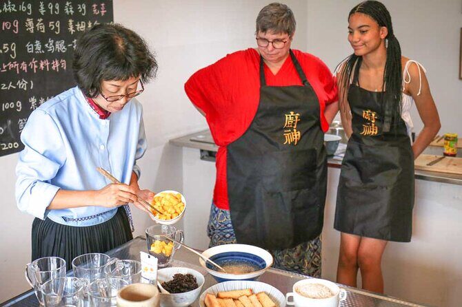 Lijiang Naxi Cuisine Cooking Class & Market Visit - Practical Tips for Travelers