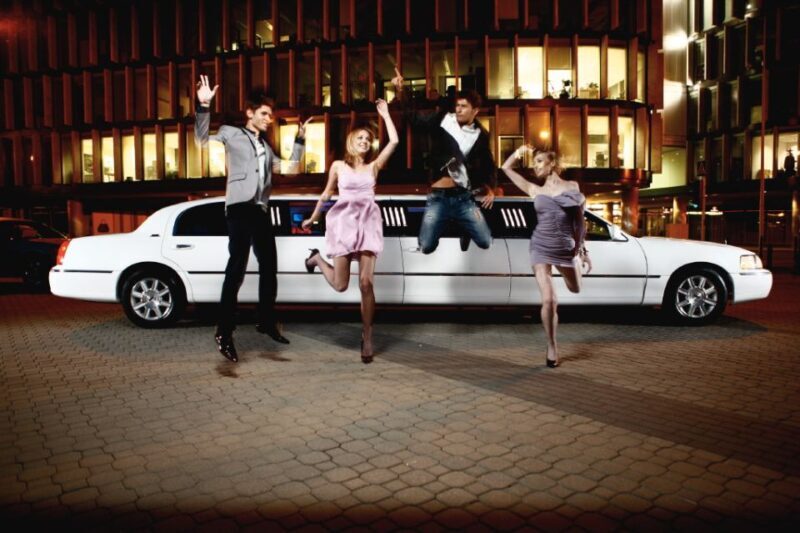 Limo Party Tour in Warsaw & Club Package - Key Points