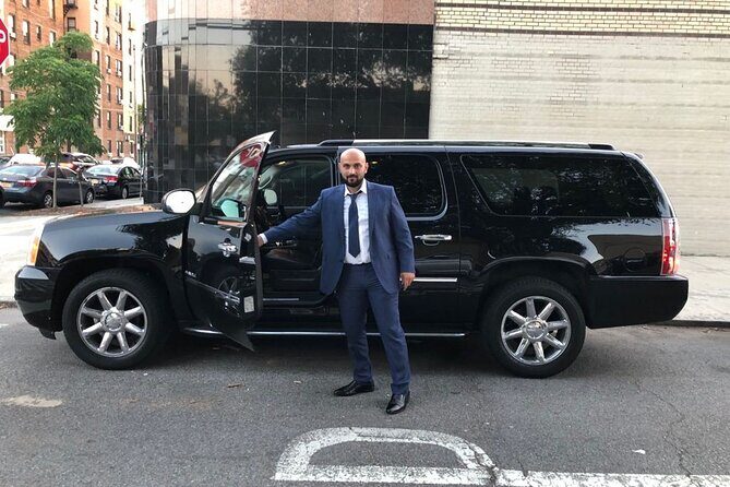 Limo Tour NYC to Woodbury Common Premium Outlets - Authentic Traveler Insights