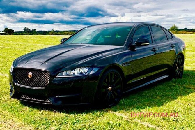 Limoroo, Airport Transfers and Luxe Door to Door Service. - What Makes Limoroo Stand Out?