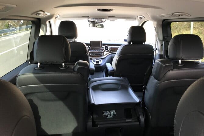 Limousine Service Florence Airport / Hotel - private driver - Practical Details and Considerations