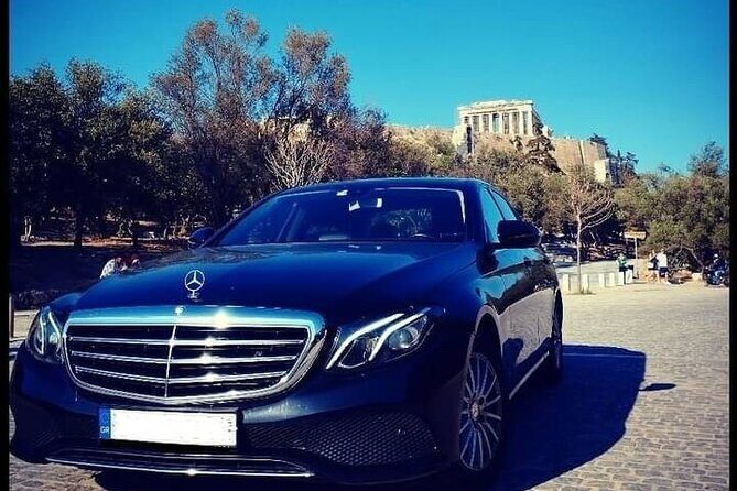 Limousine Service from Athens Airport to Plaka, Monastiraki - A Warm Welcome: First Impressions Matter