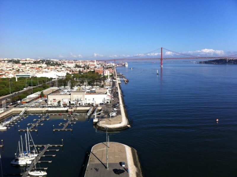 Limousine tour covering Lisbon and Cascais&Sintra. - The Sum Up