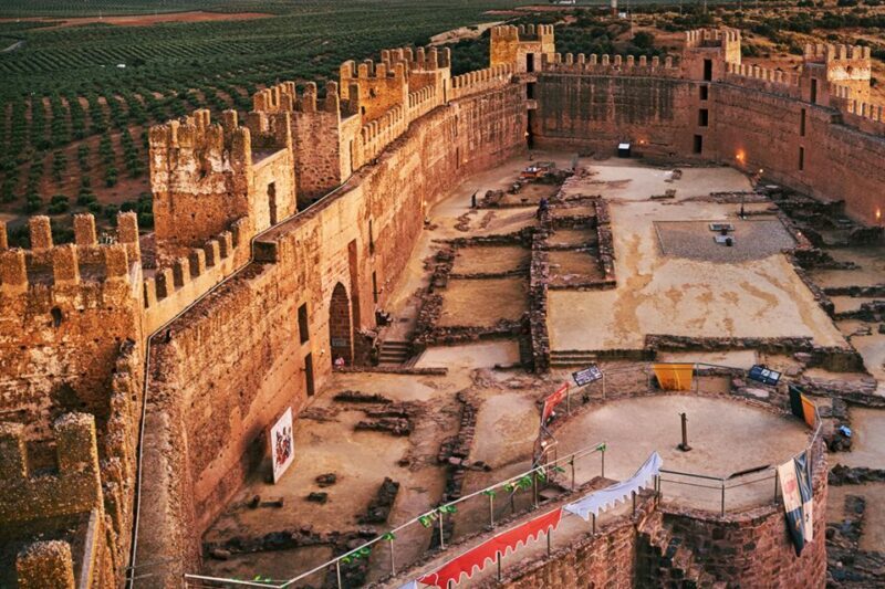 Linares y Baños de Encina from Jaen - Key Points