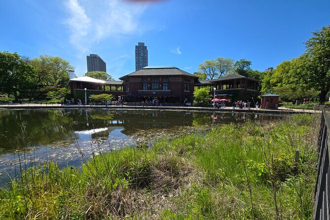 Lincoln Park Nature Museum & Zoo Private Walking Tour - FAQ