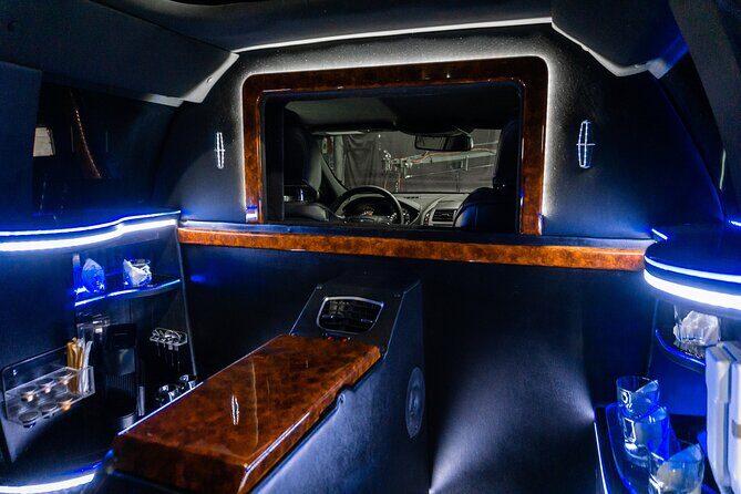 Lincoln Strecth Limousine with Wi Fi on board - Real Traveler Experiences: What Do the Reviews Say?