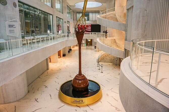 LINDT Home of Chocolate, Cruise On Lake Zurich And Old Town Walking Tour - Introduction: A Sweet and Scenic Day in Zurich