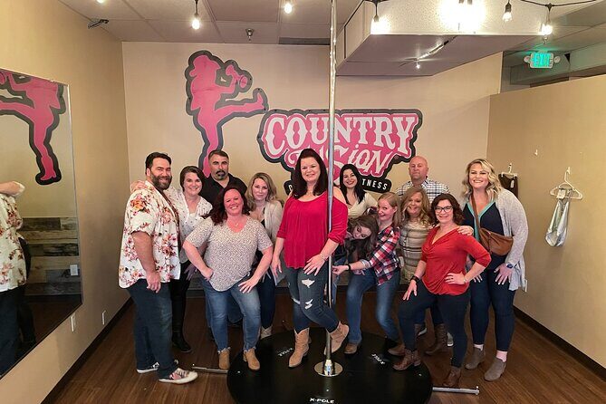 Line Dance Lesson in Nashville - Experience the Charm of Nashville Through Line Dancing