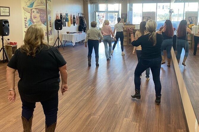 Line Dance Lesson in Nashville - The Review Highlights