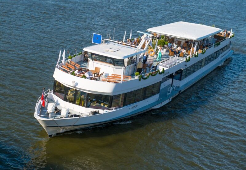 Linz: Harbor Cruise - Key Points