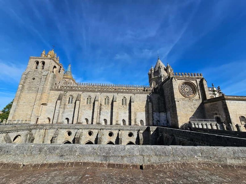 Lisboa: Évora, Cartuxa & Arraiolos Tour with Chapel of Bones - Who Is This Tour Best For?