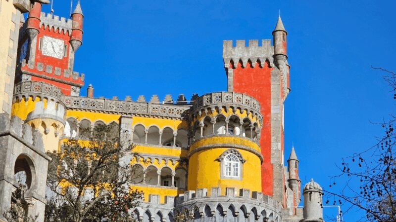 Lisboa: Sintra Tour w/ Pena Palace, Cascais & Cabo da Roca! - Key Points
