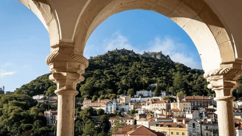 Lisboa: Sintra Tour w/ Pena Palace, Cascais & Cabo da Roca! - The Allure of the Day Trip