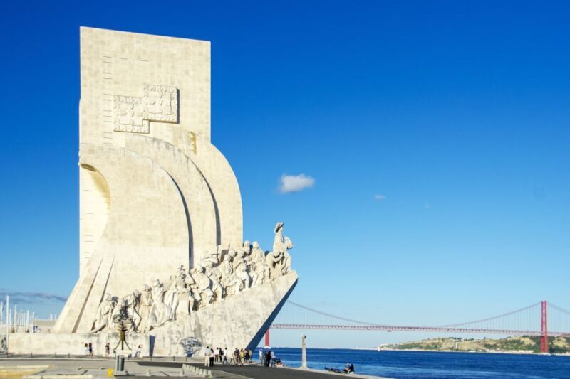 Lisbon: 1-or 2-Day Hop-On Hop-Off Bus Tour - What You Can Expect from the Experience