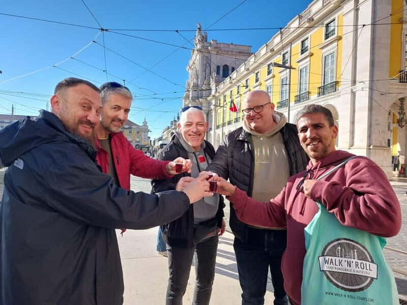 Lisbon: 2.5-hour city tour with 4 local tastings - Exploring Lisbon in Comfort and Flavor: A 2.5-Hour Guided City Tour with Tastings