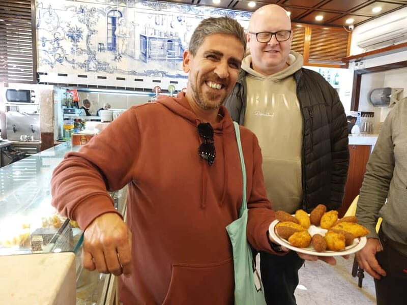 Lisbon: 2.5-hour city tour with 4 local tastings - Authenticities from Real Travelers
