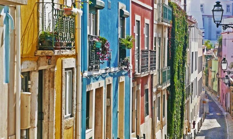 Lisbon: 3 Hours Sightseeing Tour by Eletric Car - Authentic Experiences and Authentic Perspectives