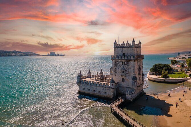 Lisbon 360 City Tour: Bike tour, Boat Trip and Helicopter Flight - FAQ