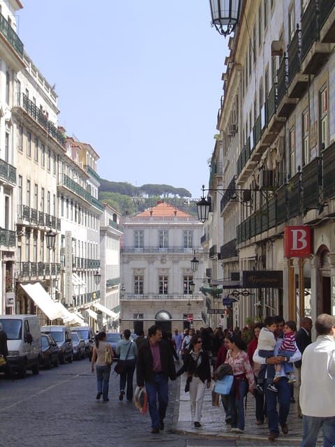 Lisbon: 7 hills Tuk Tuk pivate Tour with Local Guide - Why Travelers Love This Tour