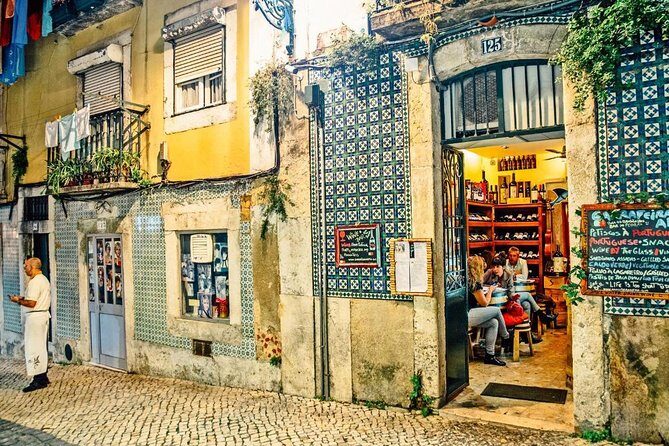 Lisbon : A Walking tour to familiar with History, Stories & Lifestyle - Who Should Consider This Tour?