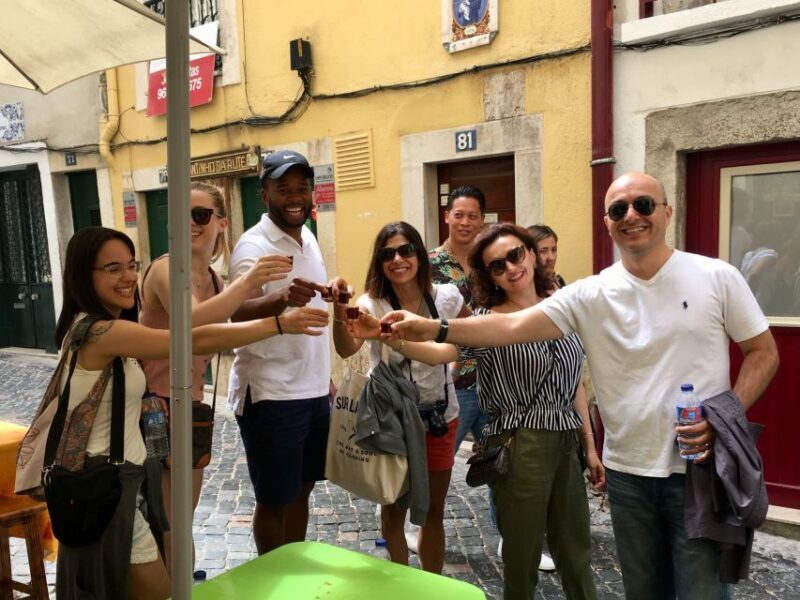 Lisbon: Alfama, Mouraria Neighborhood Walking Tour - A Closer Look at the Tour Experience