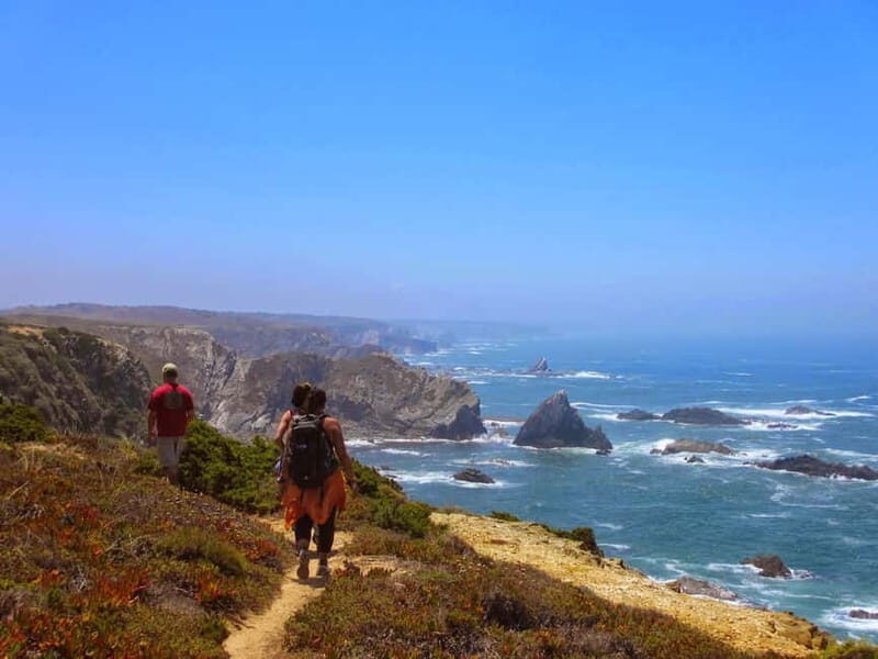 Lisbon: Algarve 3-Day Trip for Seniors with Hotels and Lunch - Who Should Consider This Tour?