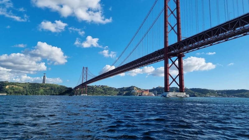 Lisbon: Alma Nobre  The Finest Tagus Cruise Experience - Key Points