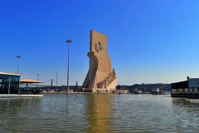 LISBON: Amazing Tuktuk tours with a local portuguese guide - Key Points