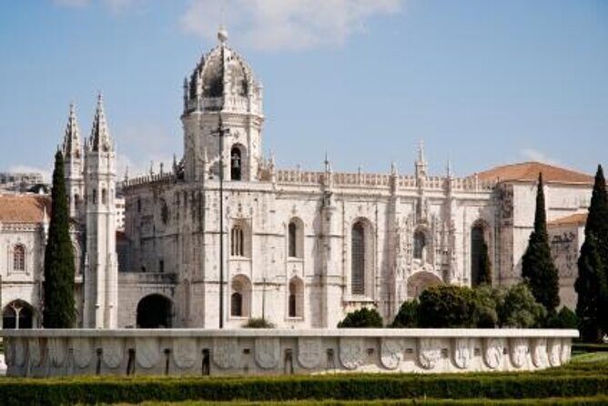 Lisbon Belem Quarter Tour for Kids & Families with a local Guide - Discovering Lisbons Belem Quarter with Kids & Family: An Authentic and Fun-Filled Tour
