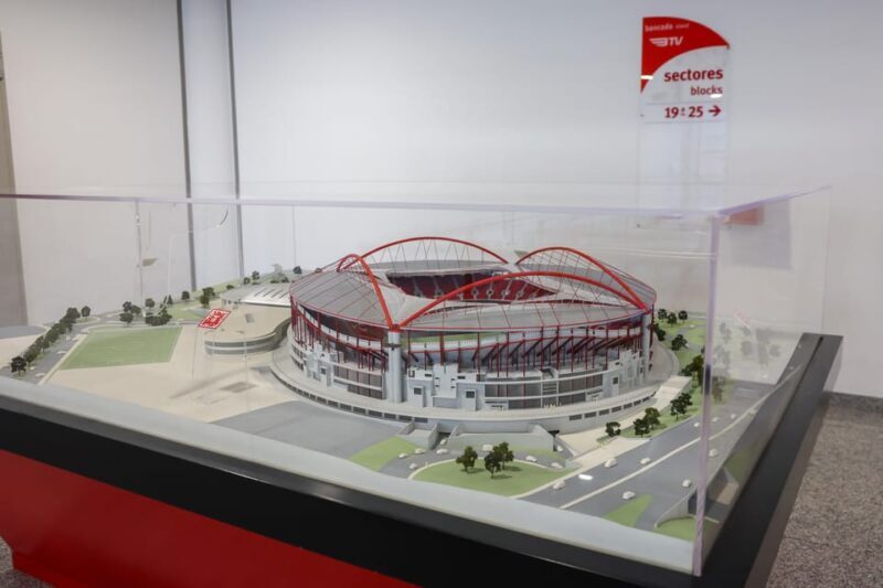 Lisbon: Benfica Luz Stadium Tour with Souvenir Scarf - Authentic Experiences and Honest Impressions