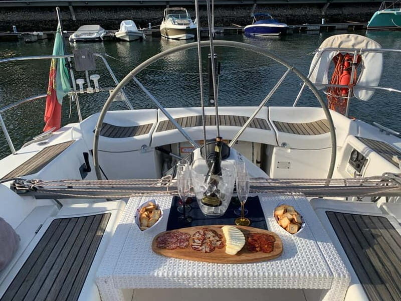 Lisbon Boat Tour - Food and Drink on Board
