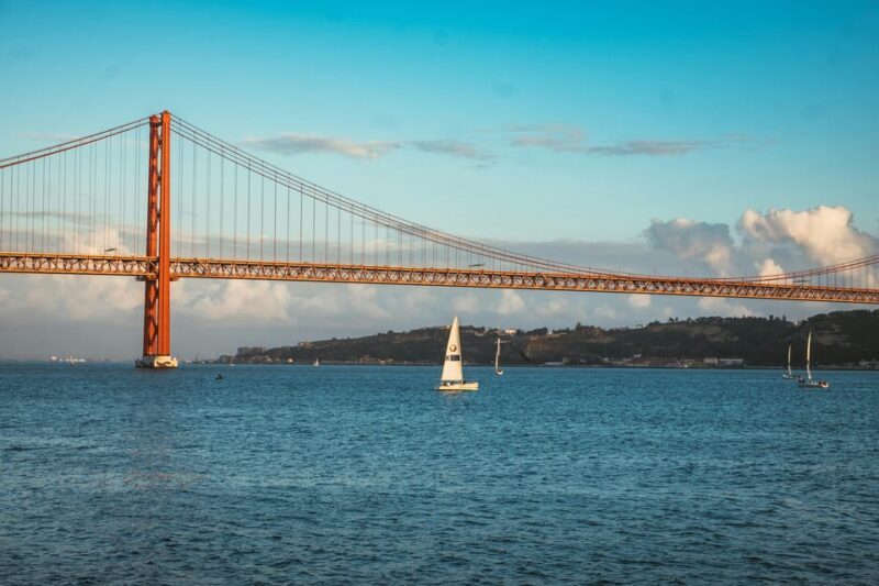 Lisbon: City, Belém, and Cristo Rei Guided Tour - FAQ