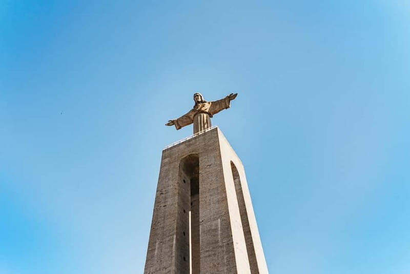 Lisbon City Half Day Private Guided Tour: Iconic Attractions - Key Points