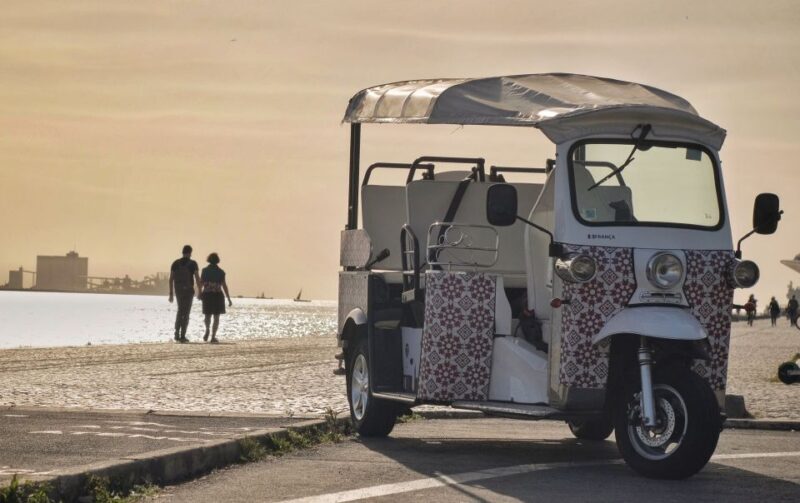 Lisbon: City Highlights Tour by Tuk Tuk - Key Points