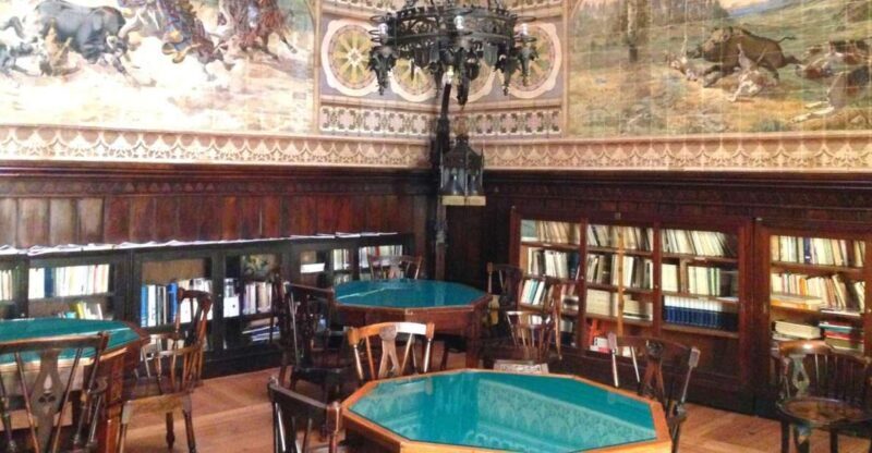 Lisbon: City of Spies Guided Walking Tour - Itinerary Breakdown