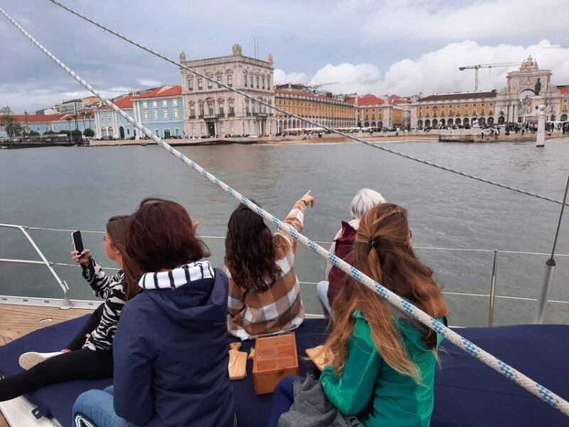 Lisbon: City Skyline Sailboat Cruise with Drink and Snacks - What Sets This Tour Apart?