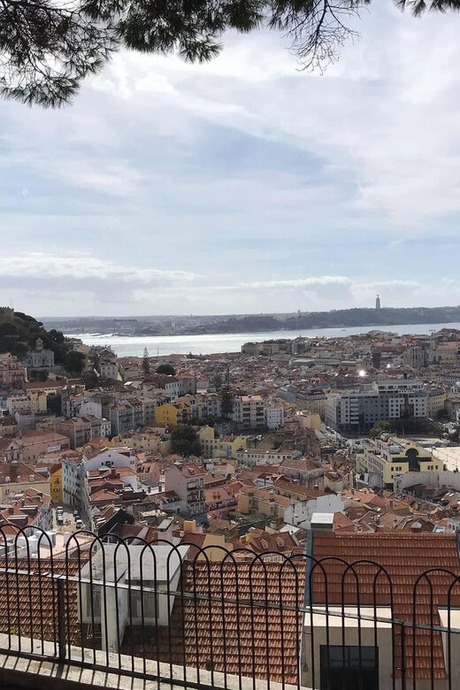 Lisbon City Tour HALF DAY 4h - VAN - Introduction: What’s Special About this Lisbon City Tour?