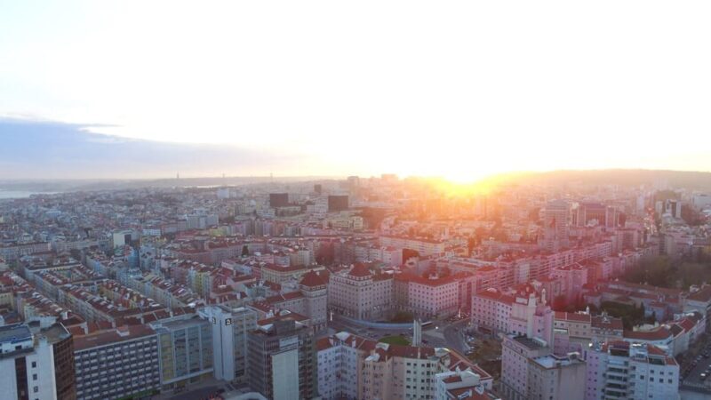 Lisbon City Tour HALF DAY 4h - VAN - Pricing & Value