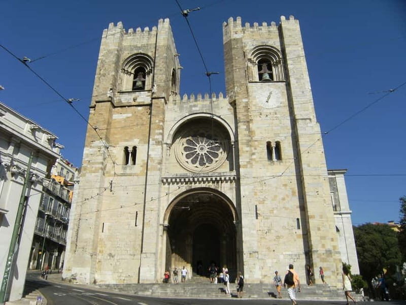 Lisbon: City Tuk-Tuk Guided Tour with Hotel Pickup - Who Will Enjoy This Tour?
