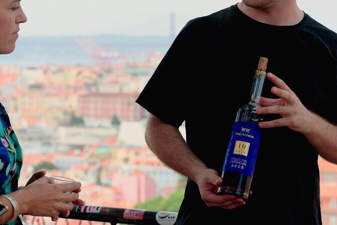 LISBON DAILY TOUR in a Vintage Jeep with FOOD & DRINK Tastings - FAQ