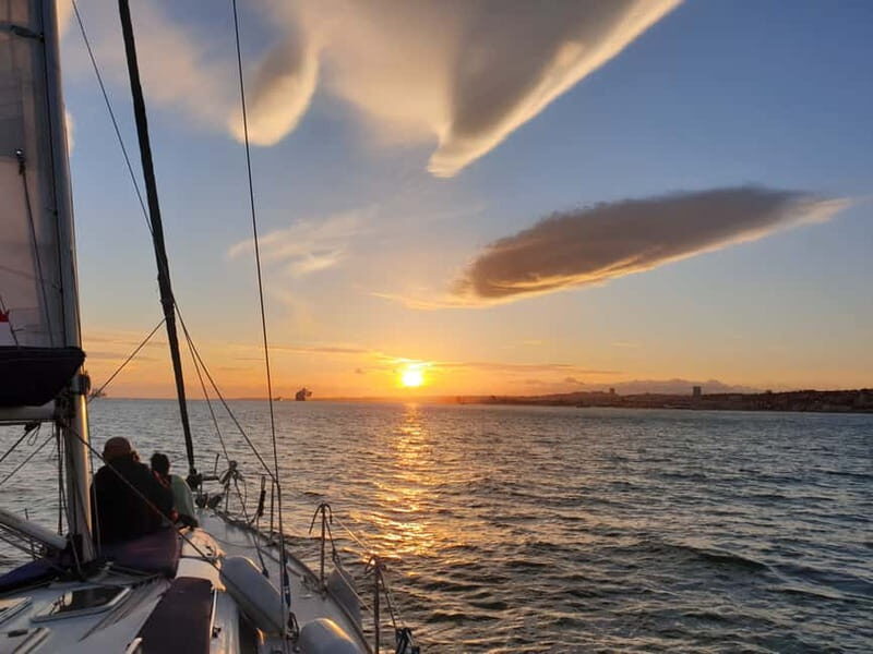 Lisbon: Daytime or Sunset Boat Cruise with History and Wine - The Appealing Highlights and Practical Details