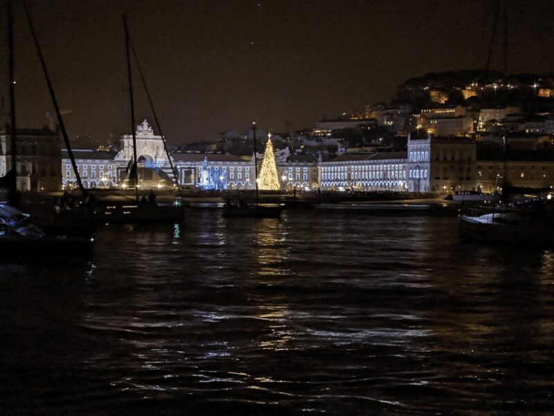 Lisbon: Dazzling New Year's Private Boat Tour (2h) - The Experience in Detail