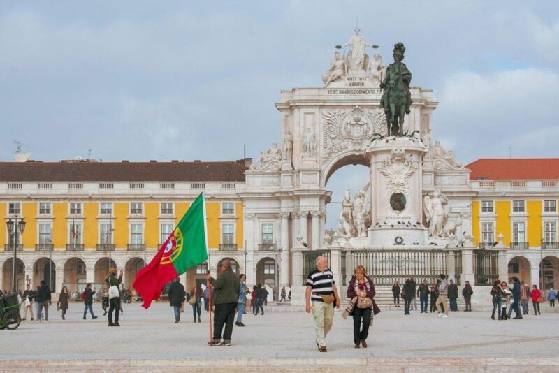 Lisbon: Discover Lisbon City wonders on a Private day tour! - An Authentic Lisbon Experience in a Day