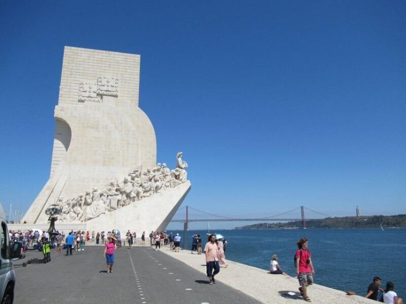 Lisbon Downtown & Belém: Private tour on a Tuk-tuk - The Sum Up