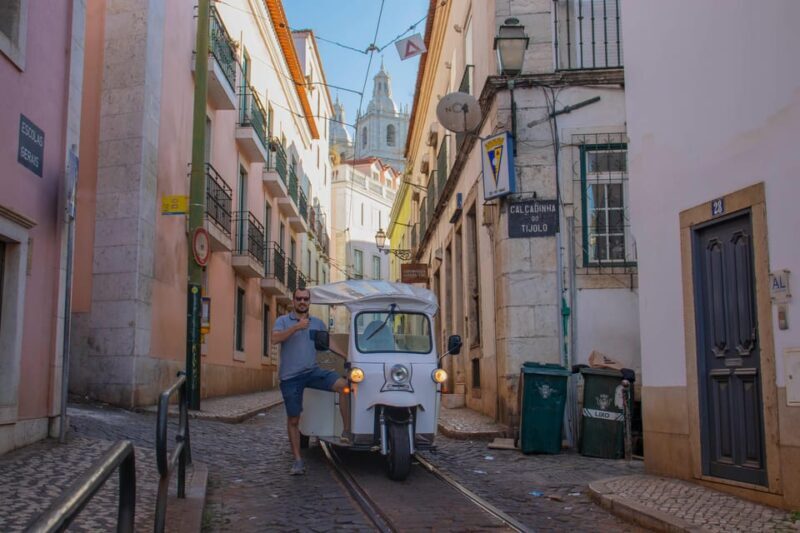 Lisbon: Early Morning TukTuk Tour - hotel/cruise ship pickup - FAQ