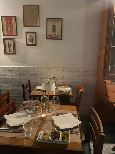 Lisbon: Fado Dinner Show with Traditional Portuguese Cuisine - Who Should Consider This Tour?